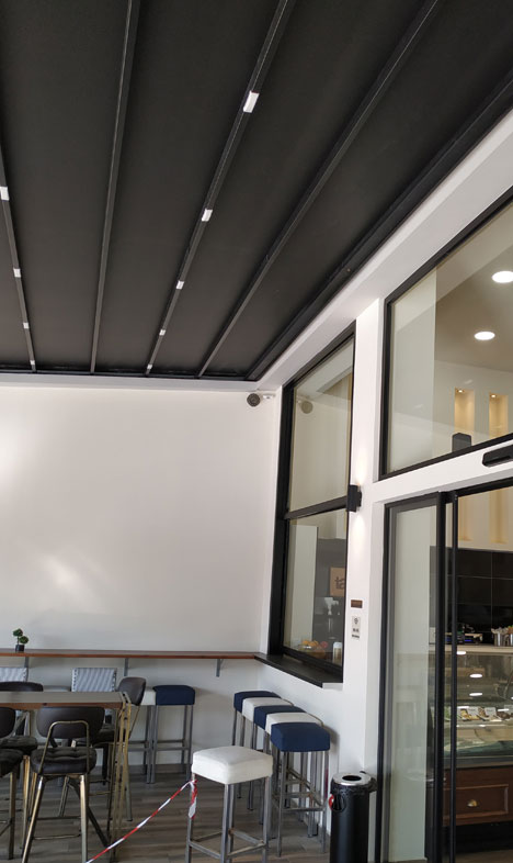 Sigmaglass. πτυσσόμενα Κρύσταλλα, Ανοιγόμενες Οροφές-Αίθρια, Pergotenta ...